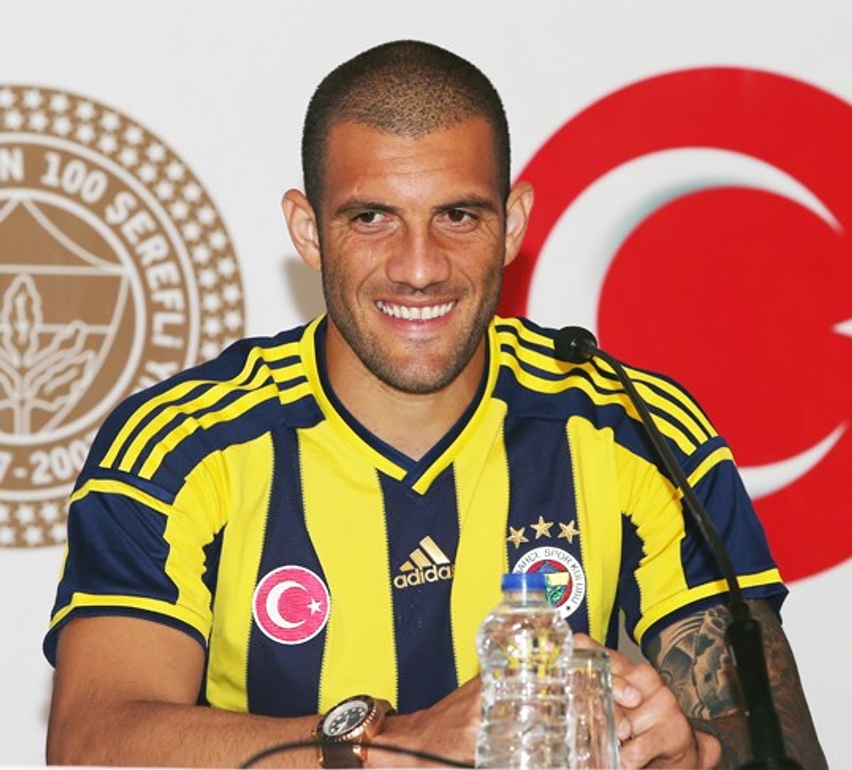 Fernandao, Fenerbahçe ile 4 Yıllık Sözleşme İmzaladı - Onedio