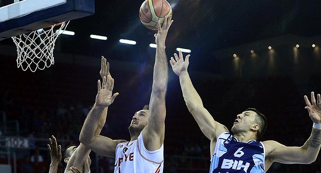 12 Dev Adam'dan Güzel Prova - Onedio