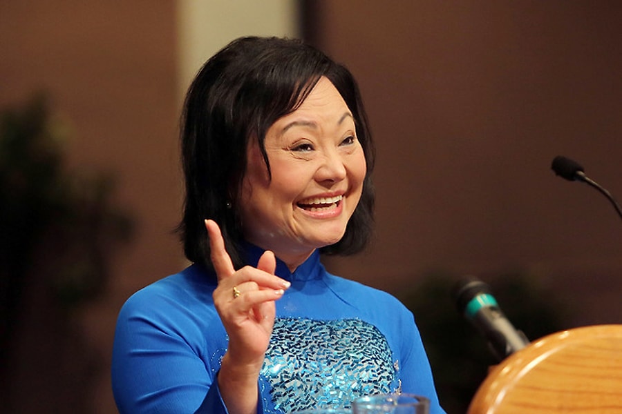 Vietnam Savaşı'nın Simgesi Küçük Kız Kim Phuc Şimdi Ne Yapıyor? - Onedio