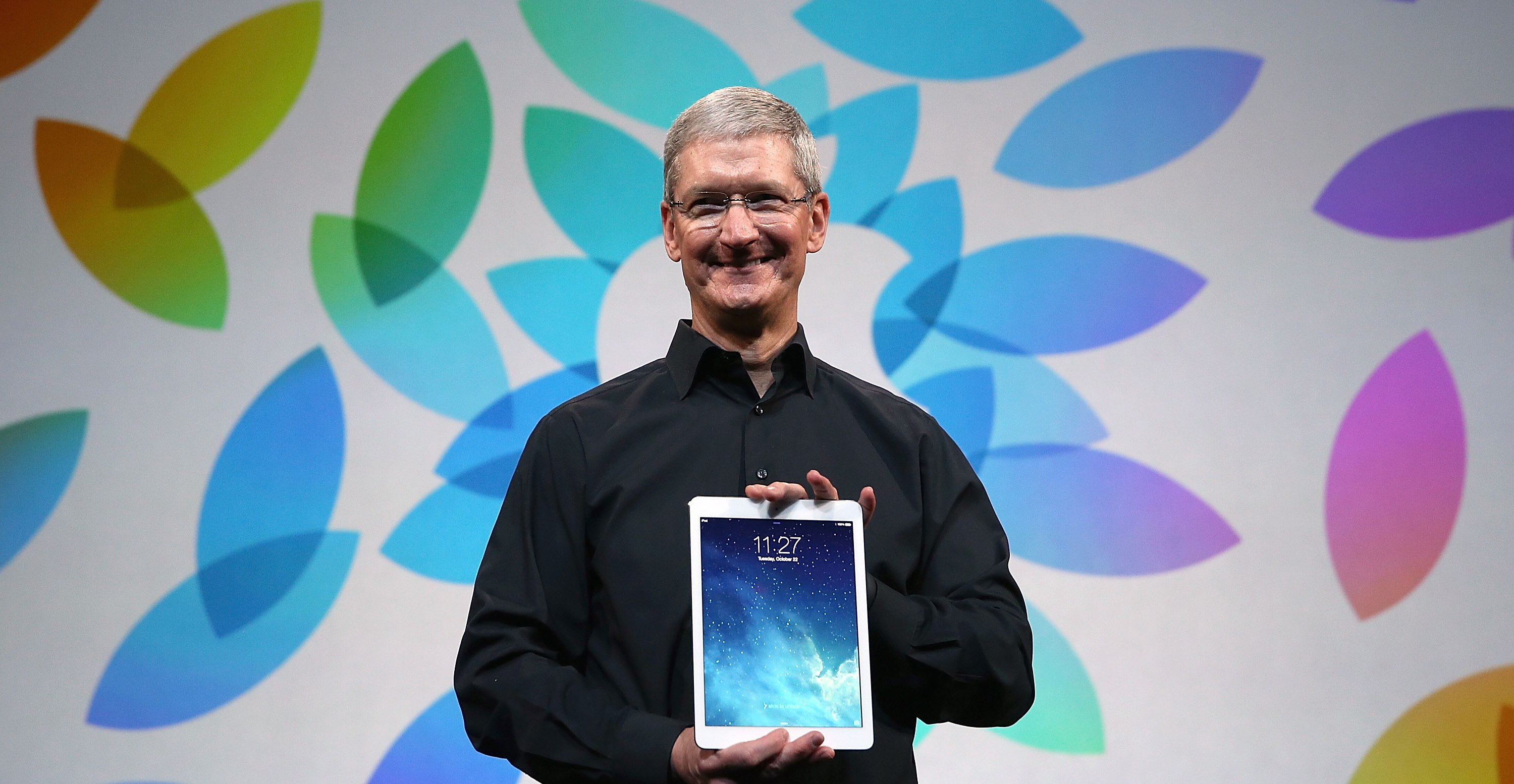 Tim Cook: "Mac ve iPad'i Birleştirmeyi Düşünmüyoruz" - Onedio