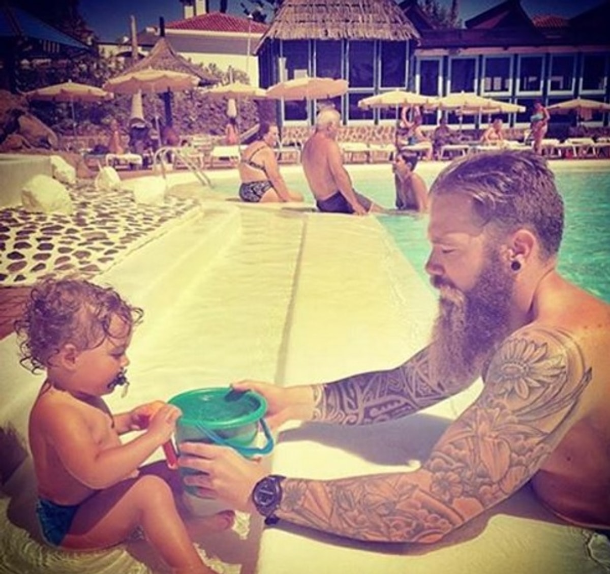 Böyle Erkek Bulduk da Biz mi Evlenmedik? Dediğimiz 30 Baba Gibi Baba - Onedio