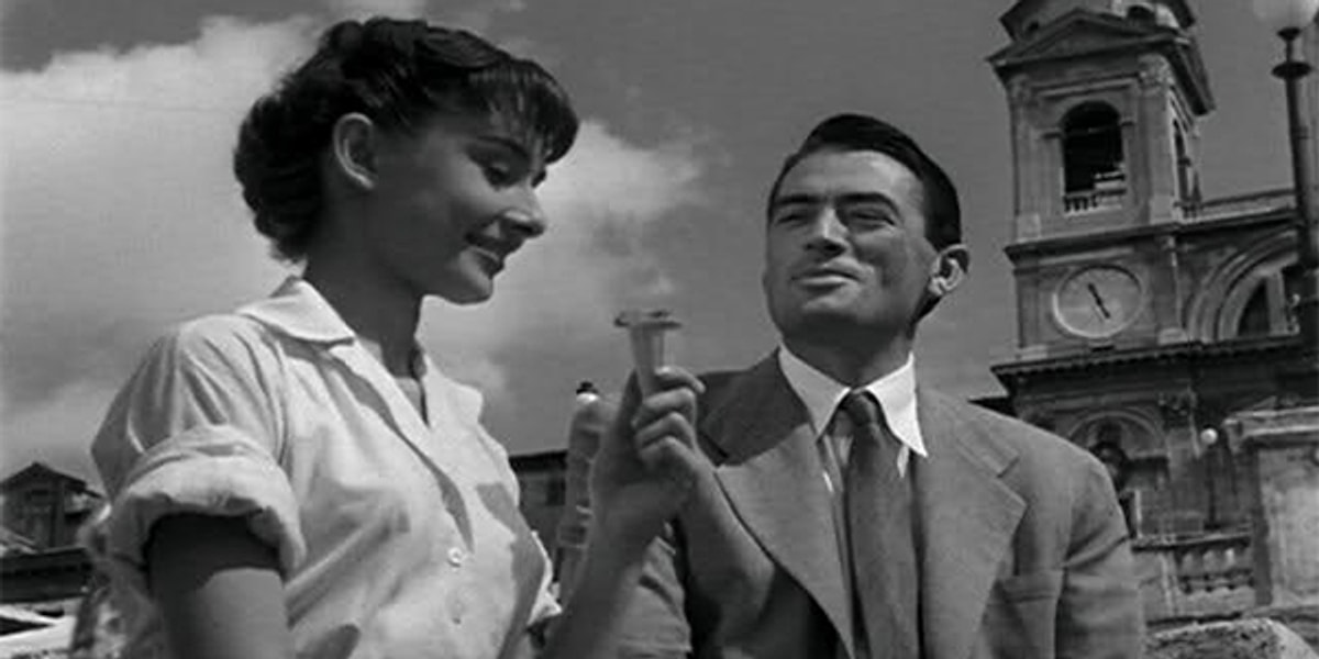 Bir Şeyler Yiyip İçerken Bile İnsanı Büyüleyen Kadın Audrey Hepburn'un ...