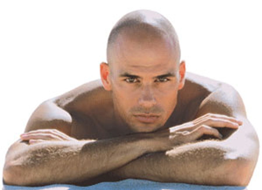 Bırakın Dökülsün! Kel Erkeklerin Karizmatik Olmasını Sağlayan 12 Neden ...