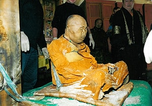 18 Unbelievably "Alive" Dead People With Amazingly Preserved Bodies ...