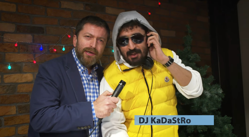 Kalplerde Naylon ve Polyesterin Sıcaklığı, Dillerde Dostluğun Esansı ...