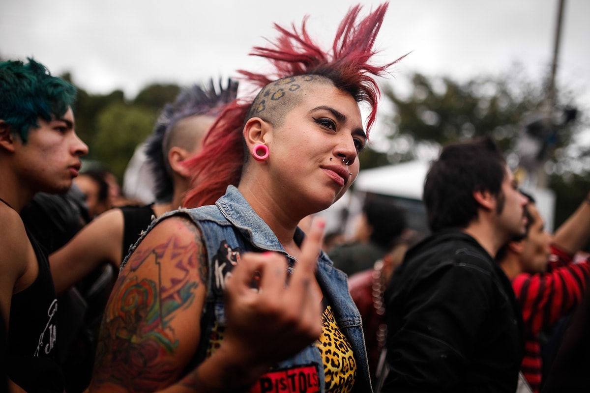 Metalci mi, Punk mı, Emo mu?! Ergenliğinde Hangi Akıma Kapıldığını ...