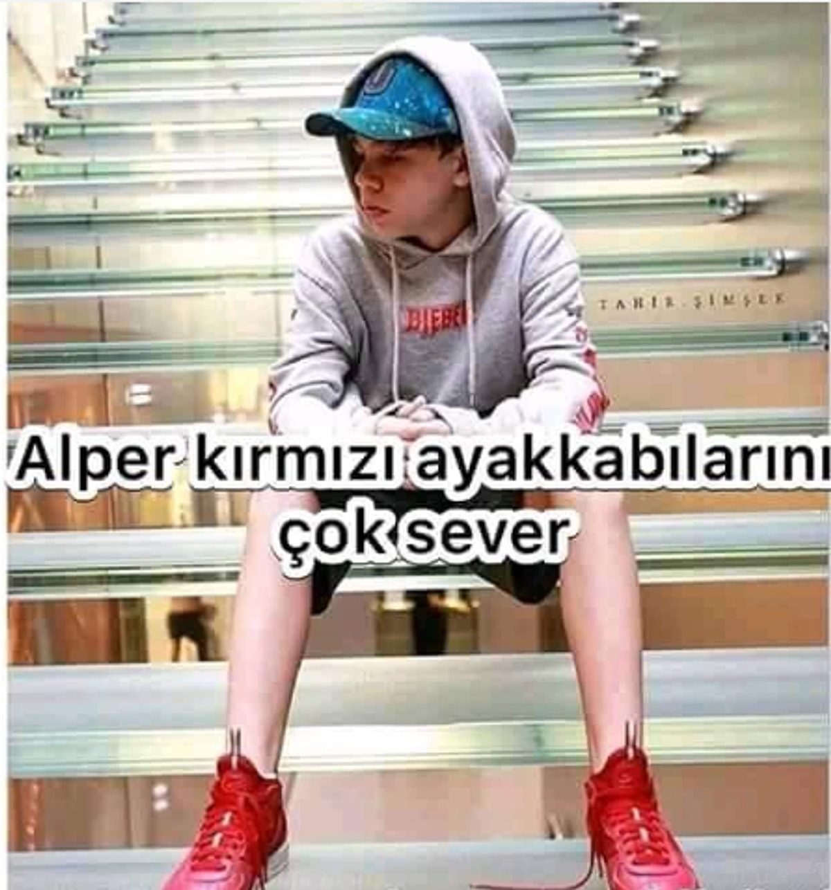 Yerli Justin Bieber Alper Erözer'in Küçük Yaştaki Hayranlarının Şoka ...