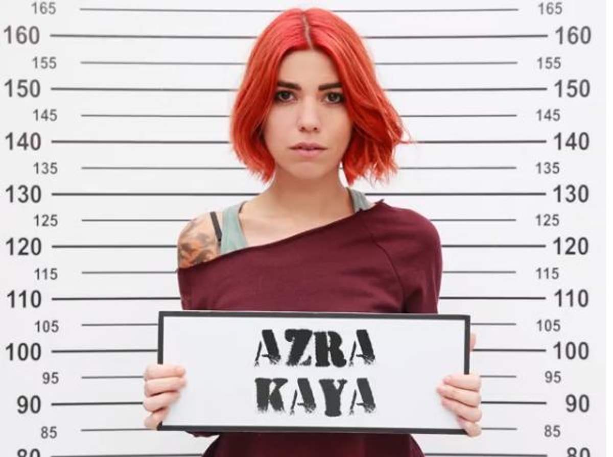 Doğallığıyla Kendine Hayran Bırakan Avlu'nun Asi Kızı Azra'sı Ceren ...