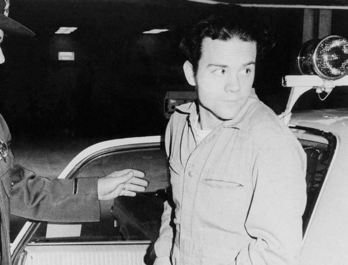 Büyük Bir Depremi Engelleyeceğini Düşünüp 13 Kişiyi Gözünü Kırpmadan ...