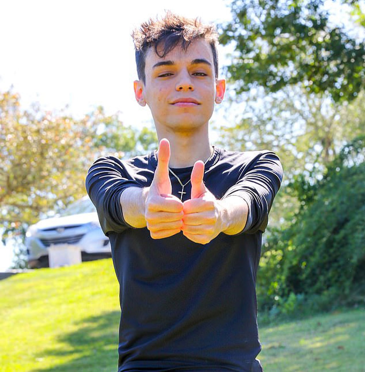 Başparmağı Adeta Alıp Başını Giden, Bağımsızlığını İlan Eden Çocuk ...