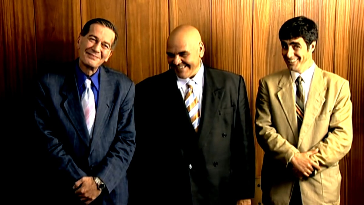 Pardon Konusu Nedir? Pardon Filmi Oyuncuları Kimlerdir? - Onedio