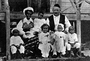 Yamyamların Yaşadığı Bir Adada Mahsur Kalıp Bir de Başlarına Kral Olan ...