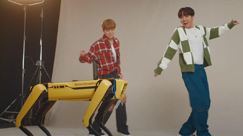 Boston Dynamics'in Akıllı Robotları, BTS ile Dans Etti - Onedio
