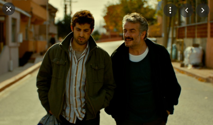 Ahlat Ağacı Konusu Nedir? Ahlat Ağacı Filmi Oyuncuları Kimlerdir? - Onedio