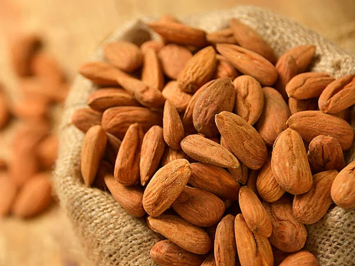 Badem Faydaları ve Besin Değeri Nedir? Badem Kaç Kaloridir? - Onedio