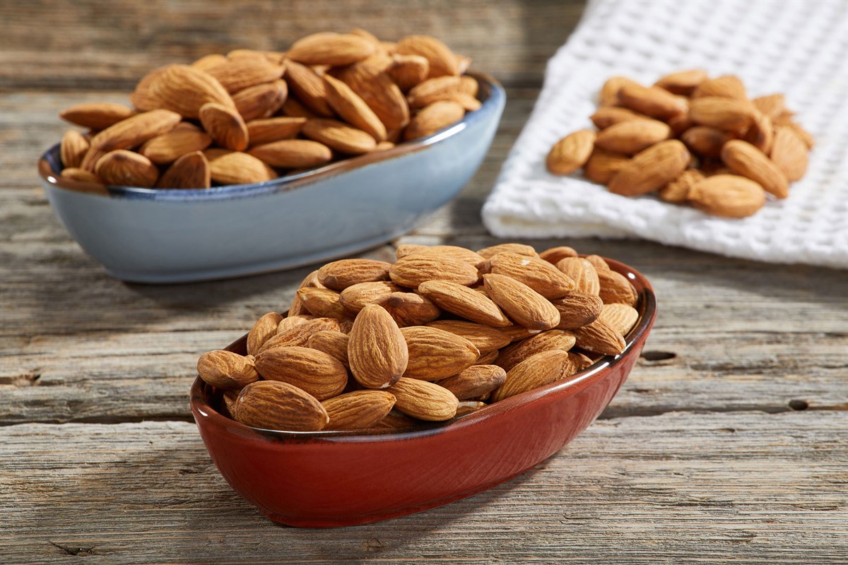 Badem Faydaları ve Besin Değeri Nedir? Badem Kaç Kaloridir? - onedio.com