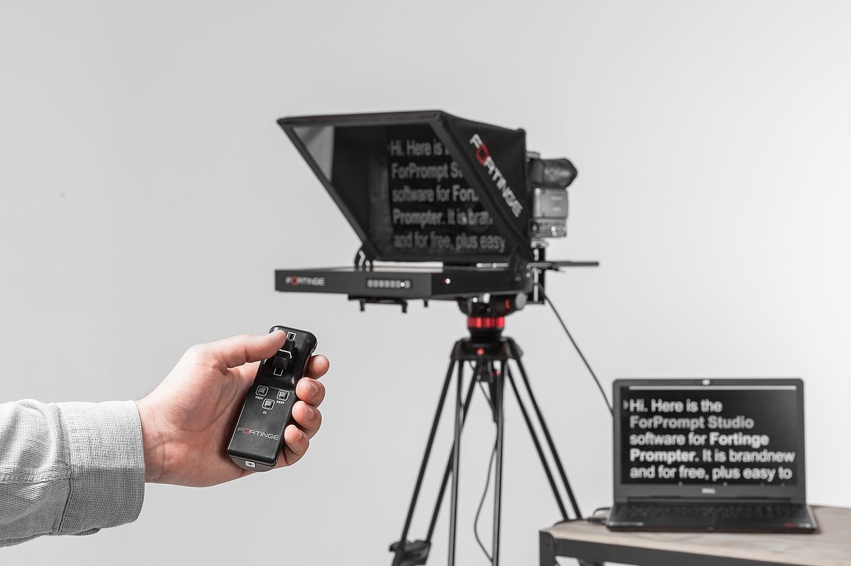 Prompter Nasıl Çalışır? Promter Nedir, Hangi Sebeple Kullanılır? - Onedio