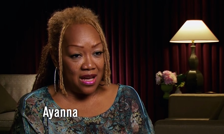 28 Yıldır Kesmeyi Reddettiği Metrelerce Uzun Tırnaklarıyla Görenleri Hayrete Düşüren Kadın ...