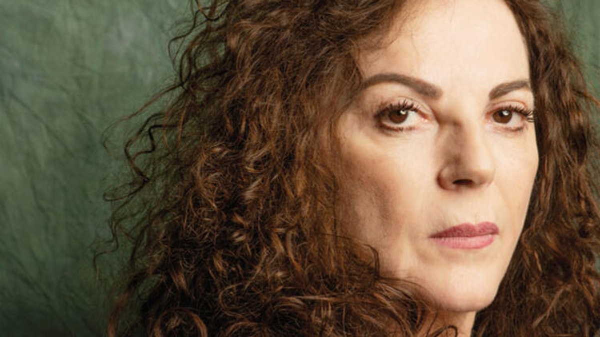 İçimizden Biri "Eva Willson" Derya Alabora Kimdir? Derya Alabora Kaç ...