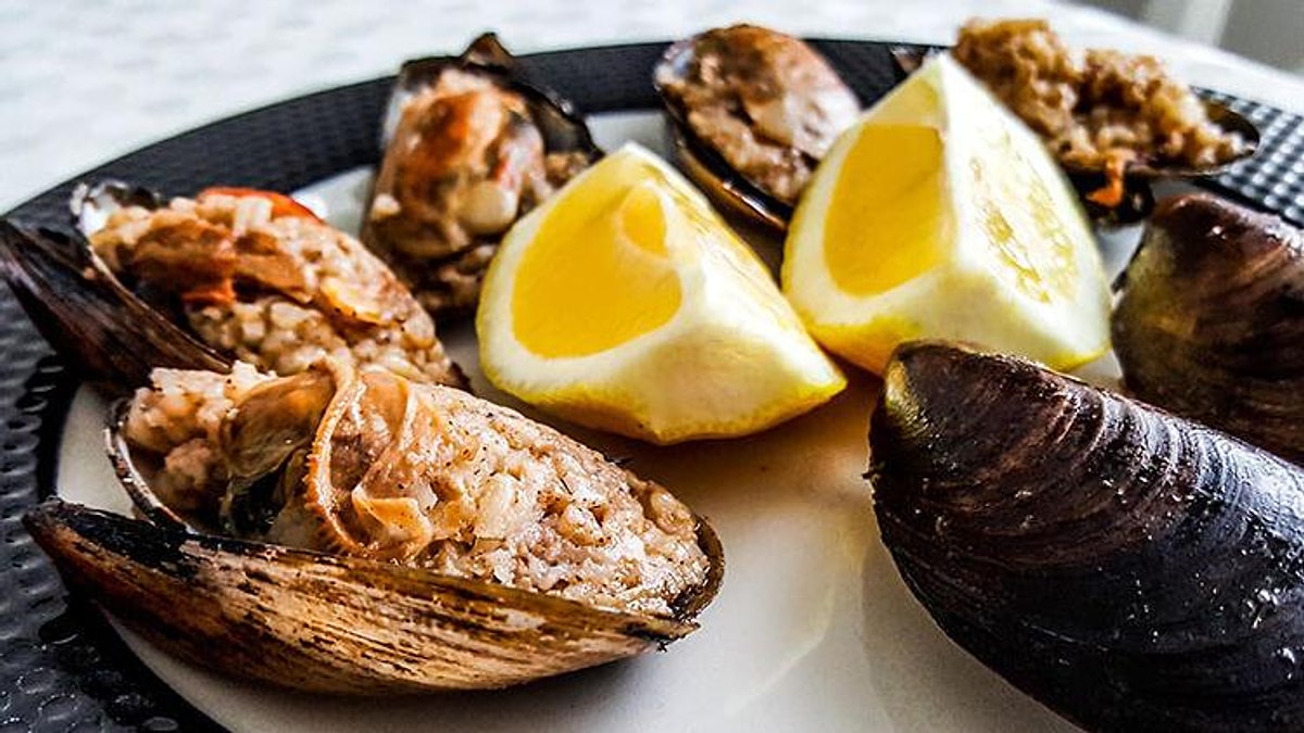 1 Ekim MasterChef Midye Dolma Tarifi ve Yapılışı: Midye Dolma Nasıl ...