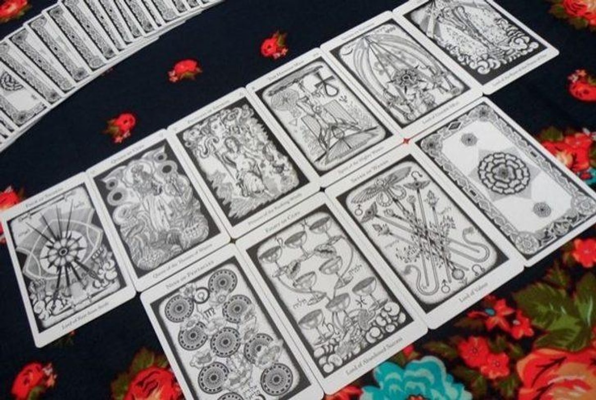 Tarot Nedir? Tarot Falı Nasıl Bakılır? Tarot Kartları Ne Anlama Geliyor ...