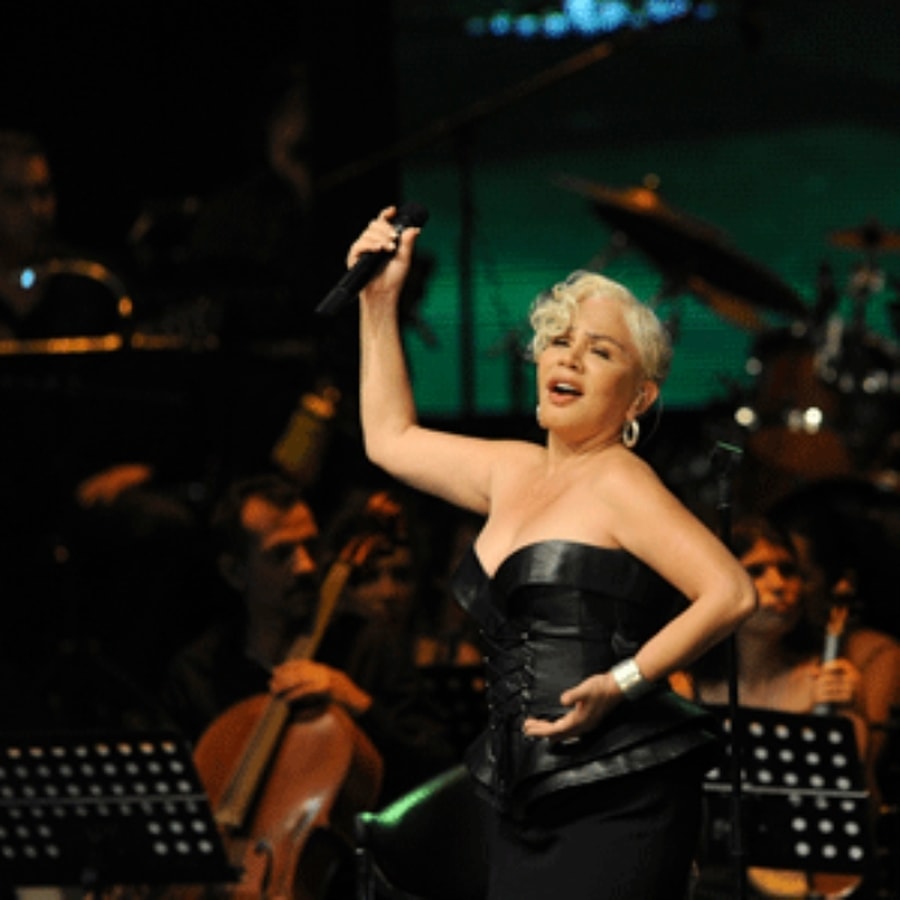 Sezen Aksu Olayı Ne? Sezen Aksu Şarkısı Neden Gündemde? - Onedio