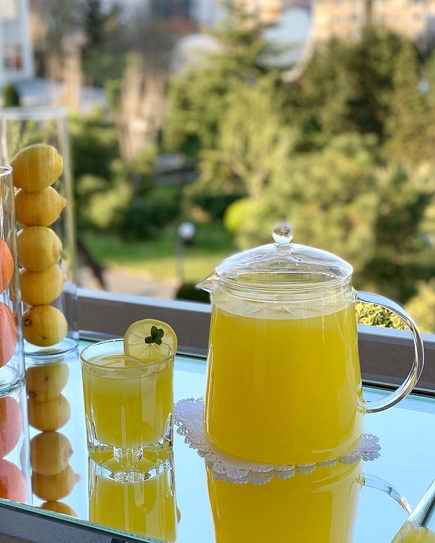 Ev Yapımı Lezzetli Limonata Tarifi: Limonata Nasıl Yapılır?