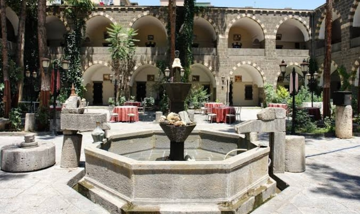 Türkiye'nin Tarihî Hanları - Onedio