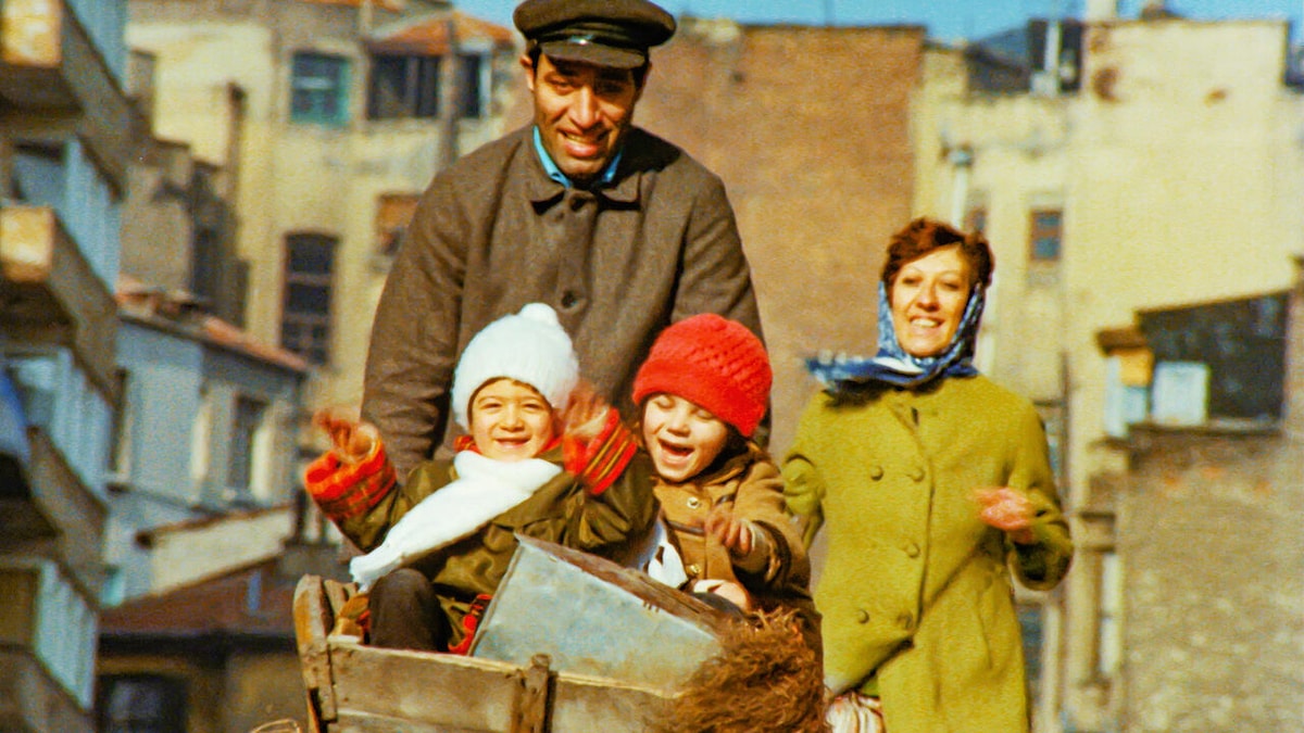 Netflix'te İzleyebileceğiniz Eski Türk Filmleri - Onedio