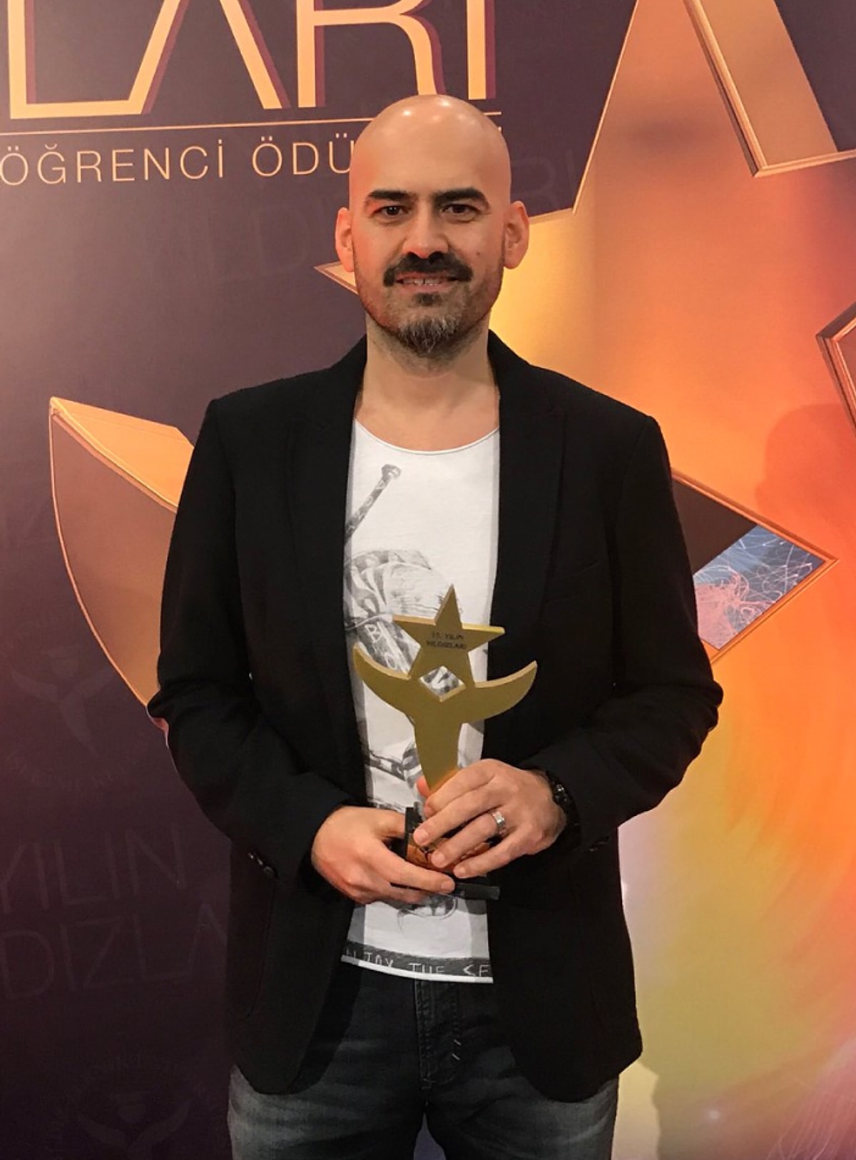 Toygar Işıklı Kimdir? Ünlü Besteci Toygar Işıklı Nereli ve Kaç Yaşında ...