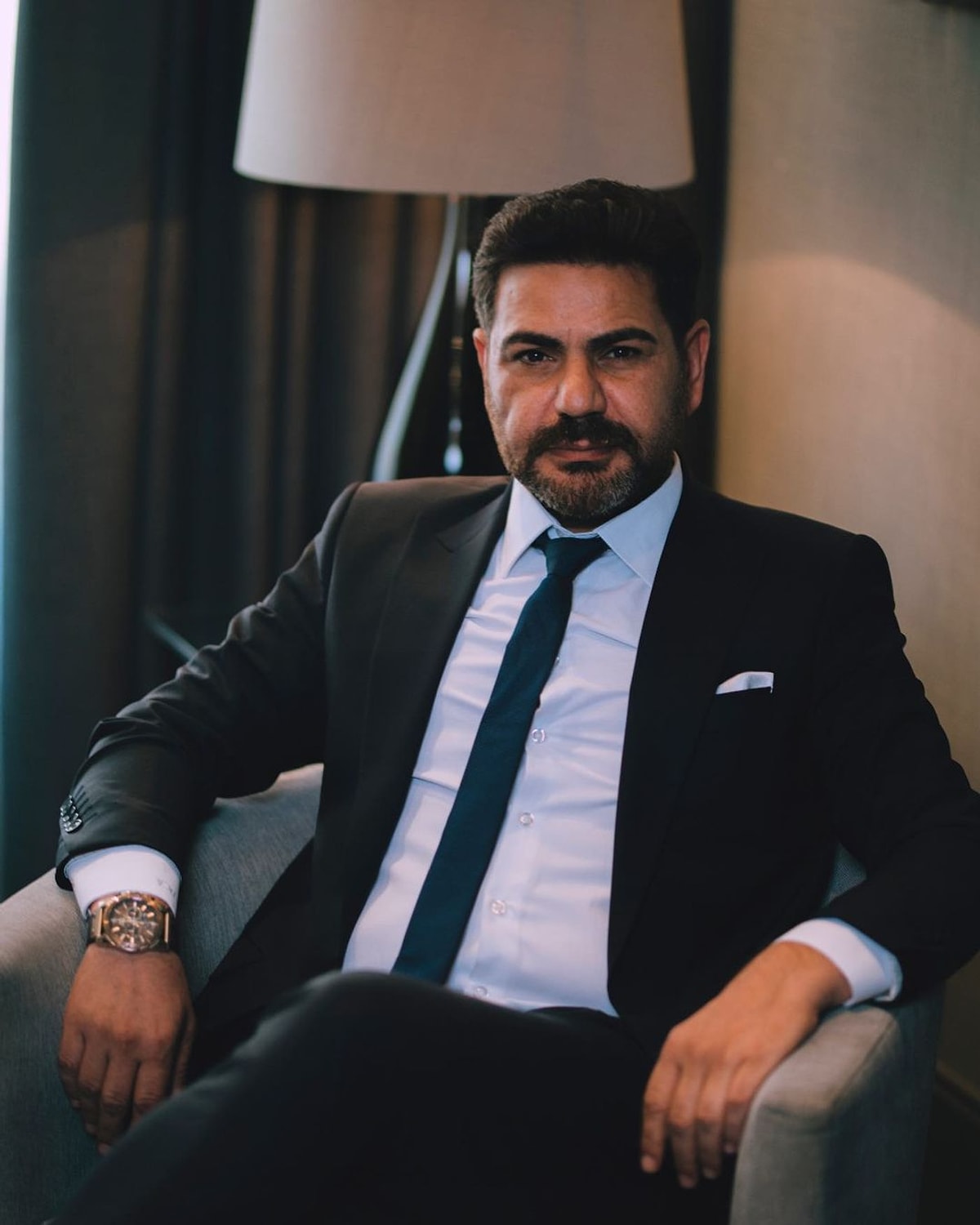 Erhan Ufak Kimdir? Kurtlar Vadisi'nin Güllü'sü Erhan Ufak Nereli, Kaç ...