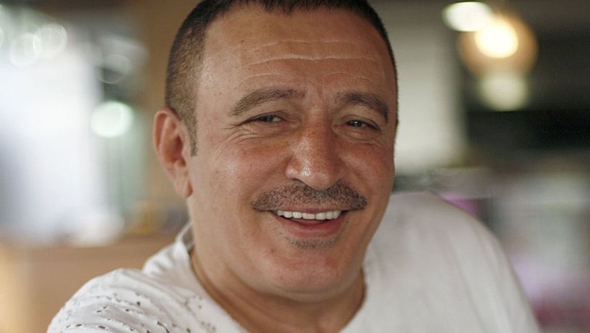 Mustafa Topaloğlu Kimdir? Kaç Yaşında? - Onedio