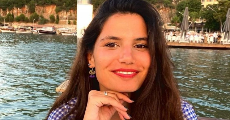 Selen Esen Kimdir? - Onedio