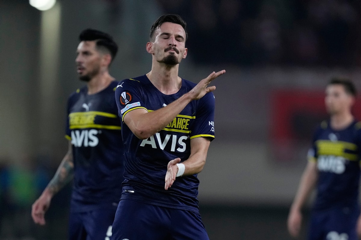 Mergim Berisha Kimdir? Mergim Berisha Nereli? - Onedio Mergim Berisha Kimdir? Mergim Berisha Nereli? - Onedio