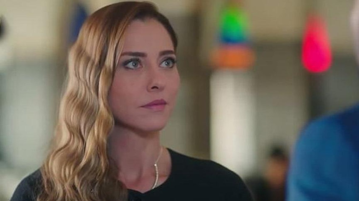 Ece Uslu Kimdir? Ece Uslu Nereli ve Kaç Yaşında? Ece Uslu'nun Rol ...