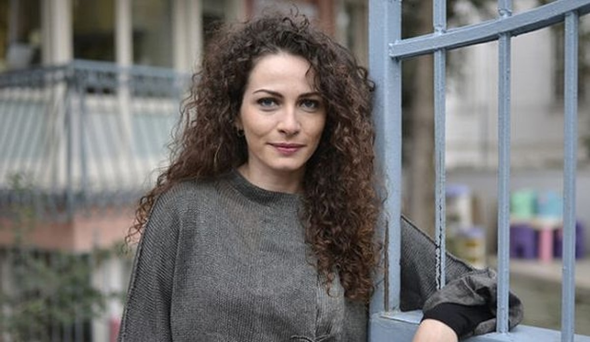 Ezo Sunal Kimdir, Kaç Yaşında? - Onedio