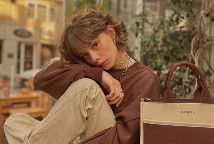 Ecem Turan kimdir - Onedio