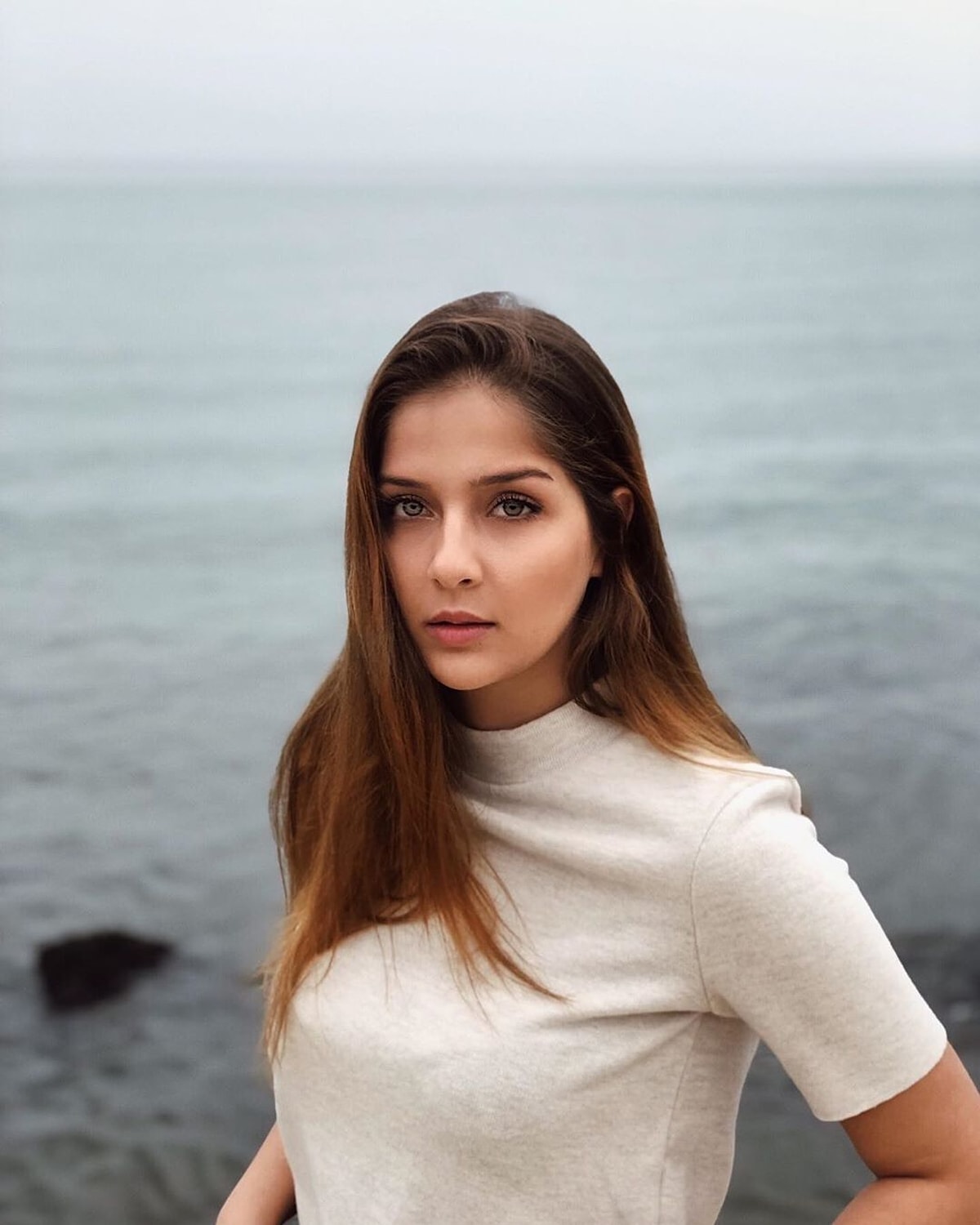 Ecem Çalhan Kimdir? Ünlü Oyuncu Ecem Çalhan Kaç Yaşında, Nereli, Hangi ...