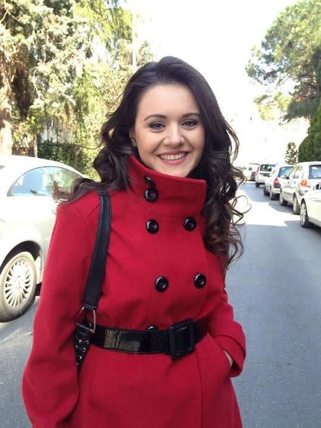 Neşem Akhan Kimdir? Neşem Akhan Nereli ve Kaç Yaşında?