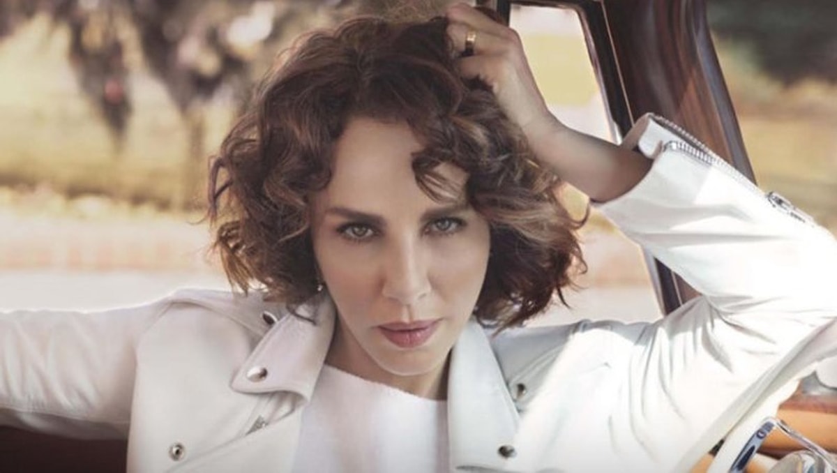 Sertab Erener Kimdir, Kaç Yaşında? Sertab Erener'in Hayatı ve Kariyeri ...