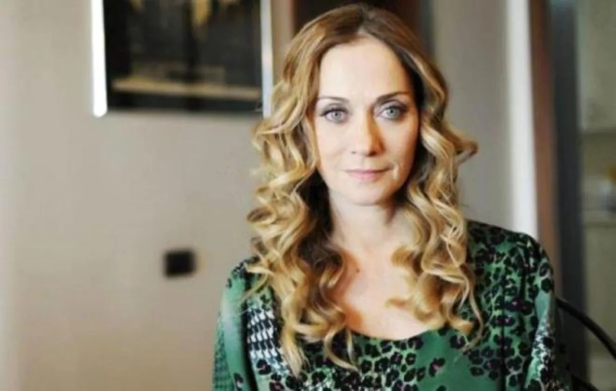 Itır Esen Kimdir, Kaç Yaşında? Oyuncu Itır Esen Hangi Yapımlarda Yer ...