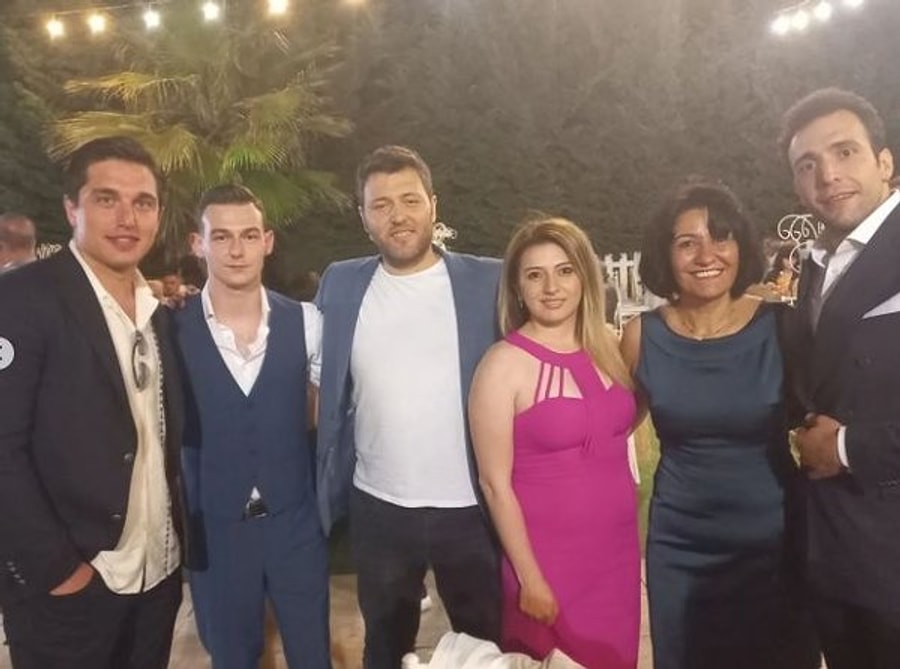 MasterChef Şampiyonu Serhat Burcu Bakır'la Evlendi - Onedio