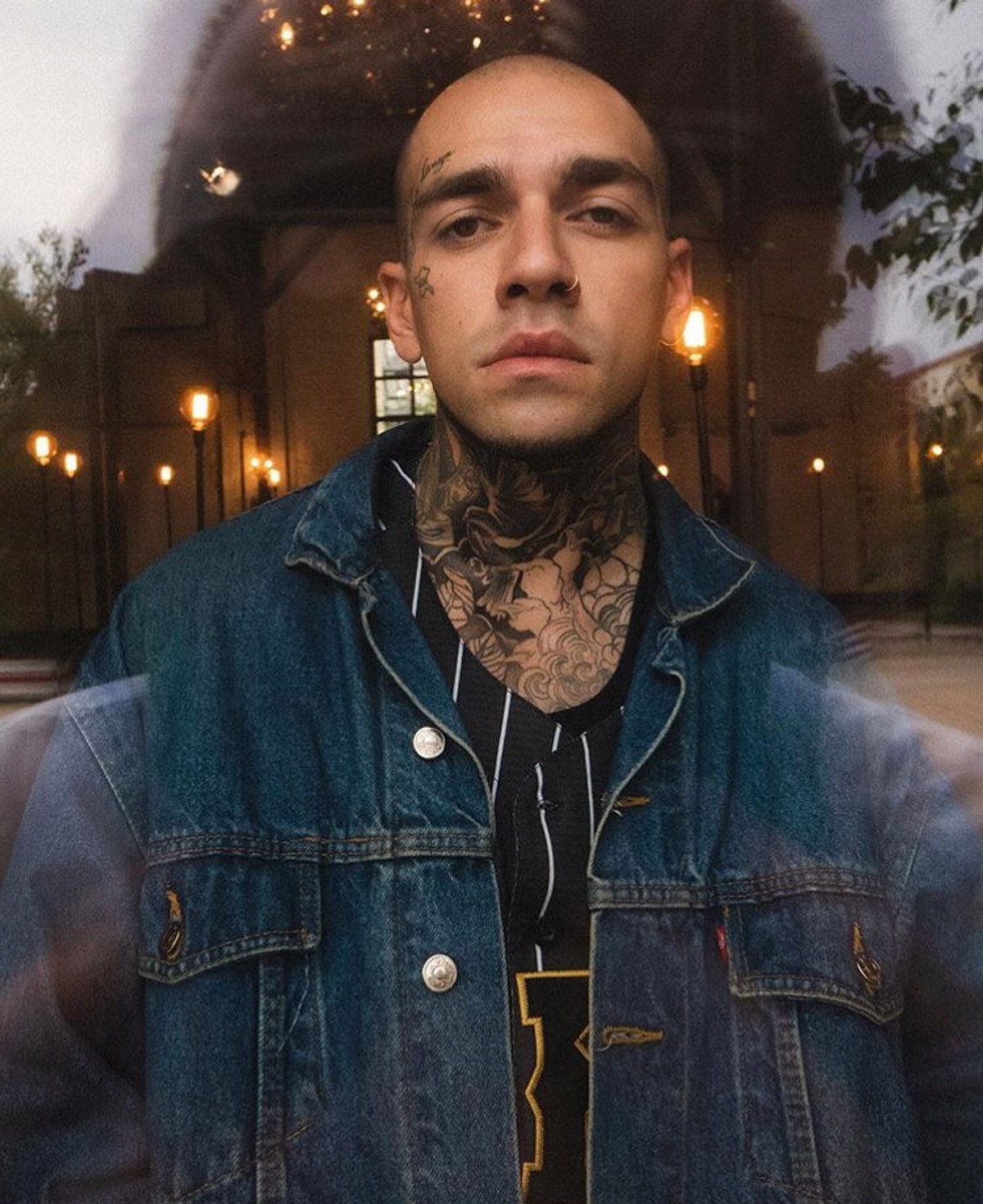 Ezhel'in Heyecanla Beklenen Yeni Şarkısı "Nerdesin" Hayranlarını ...