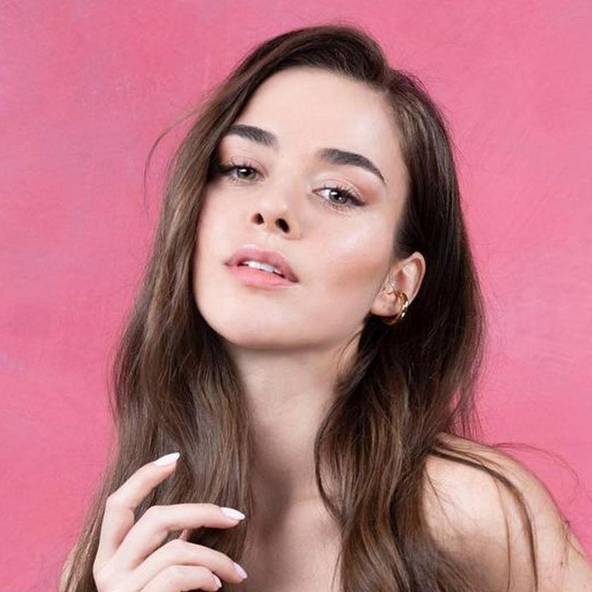 Bensu Soral ve Akın Akınözü'nün Başrolü Paylaştığı Tuzak Dizisinin ...