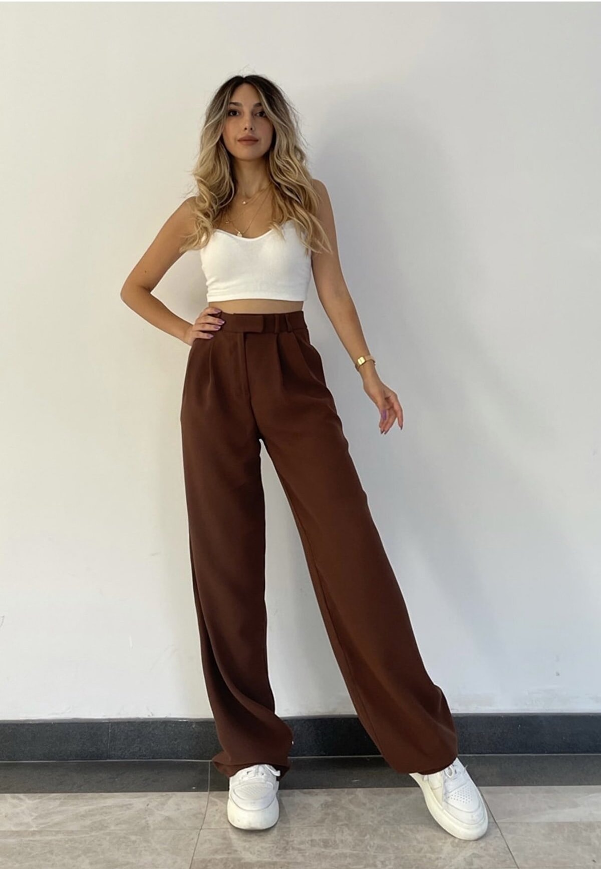 En Güzel Crop Top ve Bol Pantolon Kombinleri - Onedio