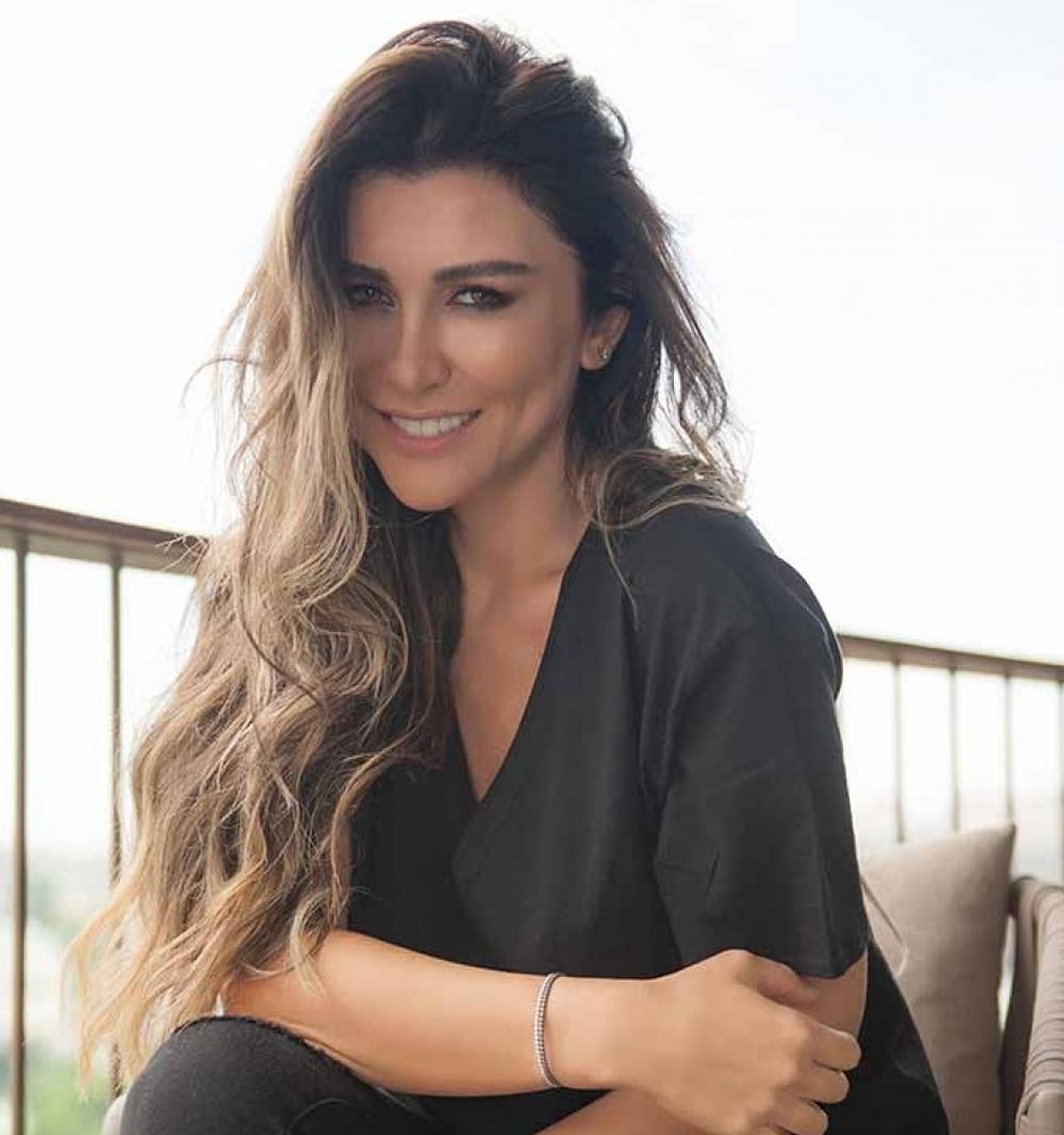 Selen Görgüzel Survivor'da mı? Selen Görgüzel Kimdir? - Onedio