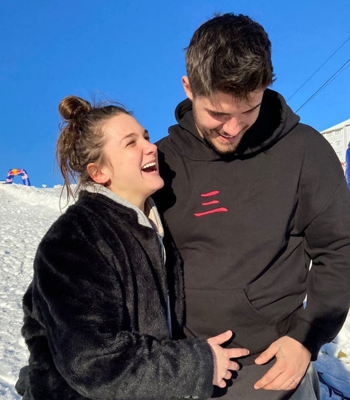 Barış Murat Yağcı ve Laura Celine Çifti Ayrıldı - Onedio