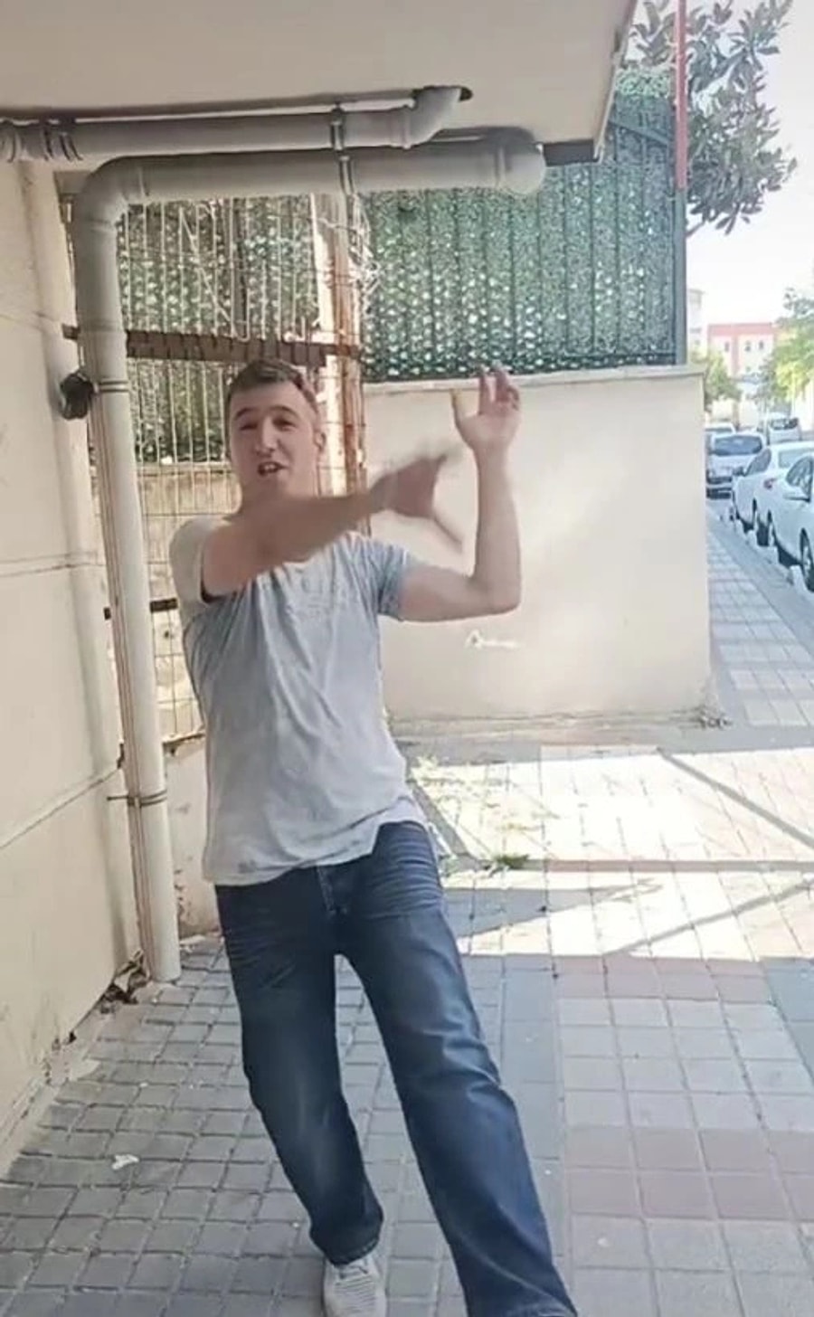 Evleneceksen Gel Programıyla Hayatımıza Giren Apaçi Mustafa Binginer'in ...