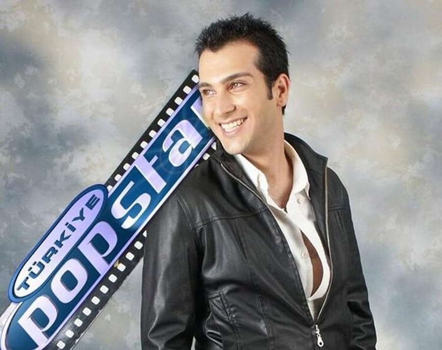 2000'lere Damgasını Vuran Tarkan'ın İkizi Sandığımız Popstar Abidin Şimdilerde Neler Yapıyor ...