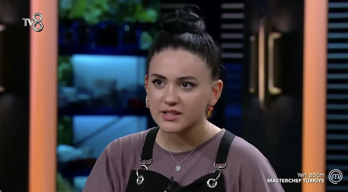 Demet Akalın Sert Sözlerle Burak'ı Hedef Alan MasterChef Dilan'a Tepki ...